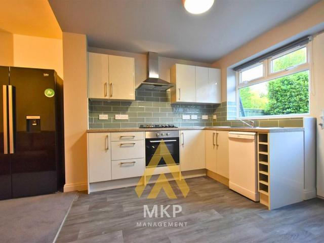 Lodge Hill Road, Selly Oak, Birmingham B29, 5 bed shared accommodation to rent, £2,210 pcm | PrimeLocation