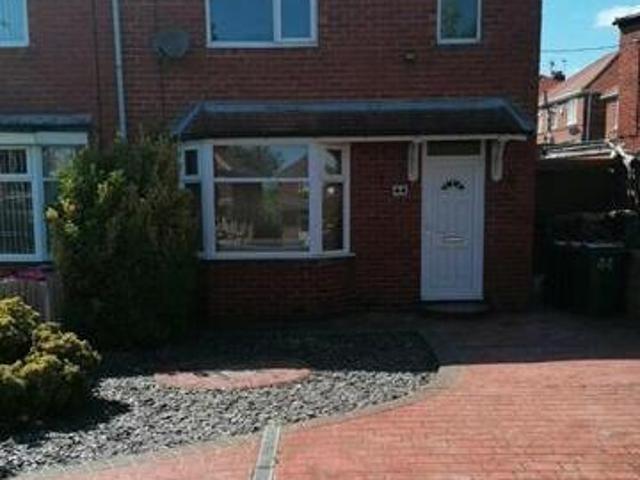 Lodge Lane, Sheffield, 3 Bedroom Semi detached