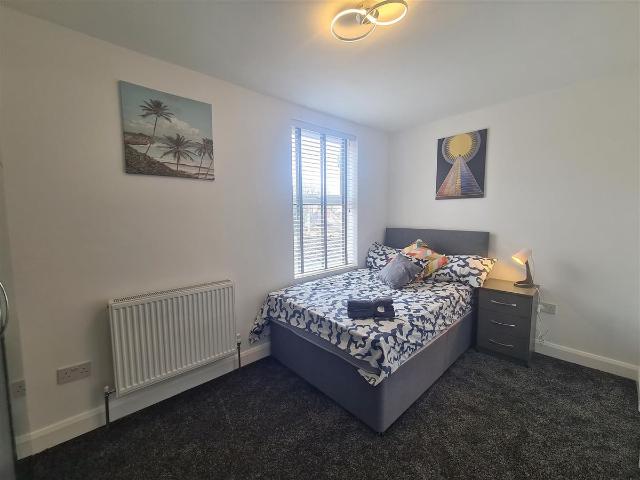Lodge Road, Redditch B98, Room to rent, £675 pcm | PrimeLocation