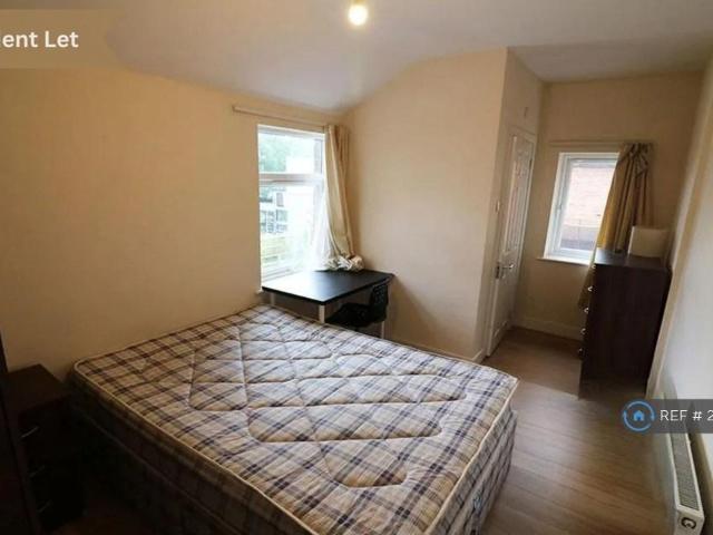 Lodge Road, Southampton, SO14 5 bed terraced house to rent £2,400 pcm £554 pw