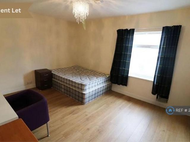 Lodge Road, Southampton, SO14 5 bed terraced house to rent £2,400 pcm £554 pw