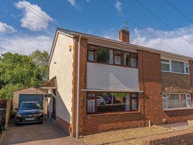 Lodgewood Estate, Pontypool, 3 Bedroom Semi detached