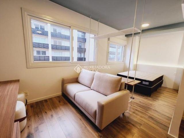 Loft mobiliado com área privativa de 38,19m² condomínio Maxplaza