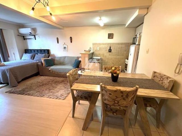 LOFT MOBILIADO DE 1 DORMITÓRIO EM GRAMADO