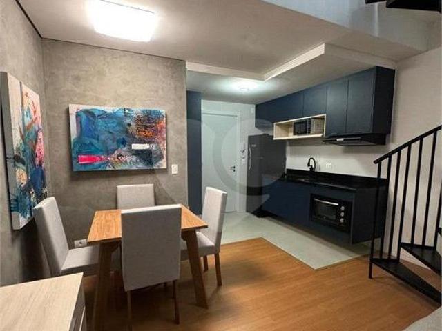 Loft mobiliado no Agua Verde com vaga de garagem!