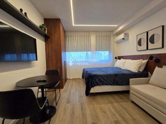 Loft mobiliado no bairro Boa Vista, em Porto Alegre