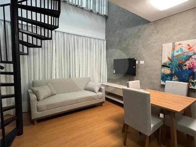 Loft moderno e completo, Água Verde!