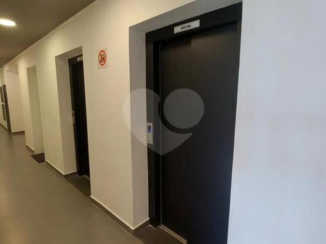 Loft á venda com 1 quarto, vaga de garagem no Rebouças