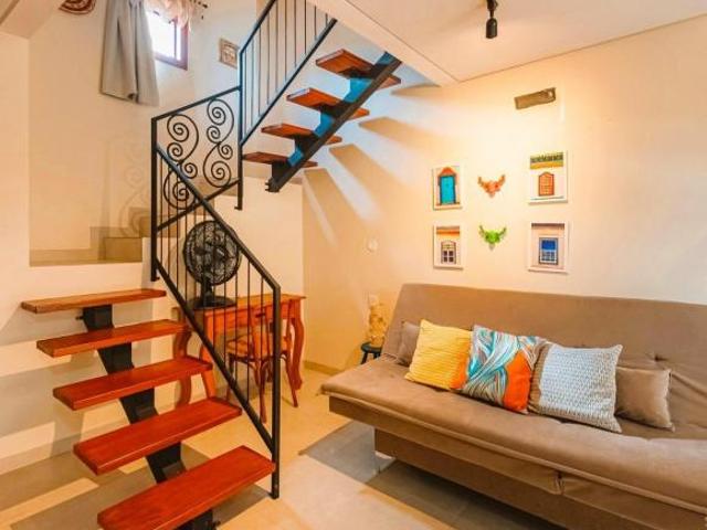 LOFT À VENDA EM PIRENÓPOLIS