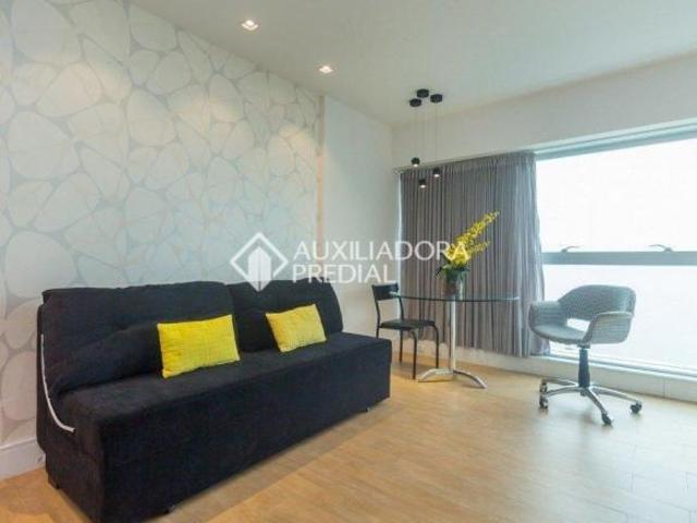 Loft a venda mobiliado com vaga e vista para o Guaíba