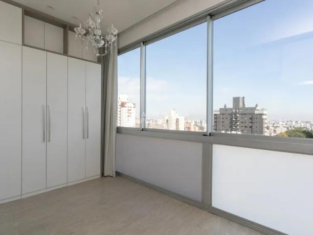 Loft amplo com pé direito elevado, bairro petropólis, em porto alegre rs