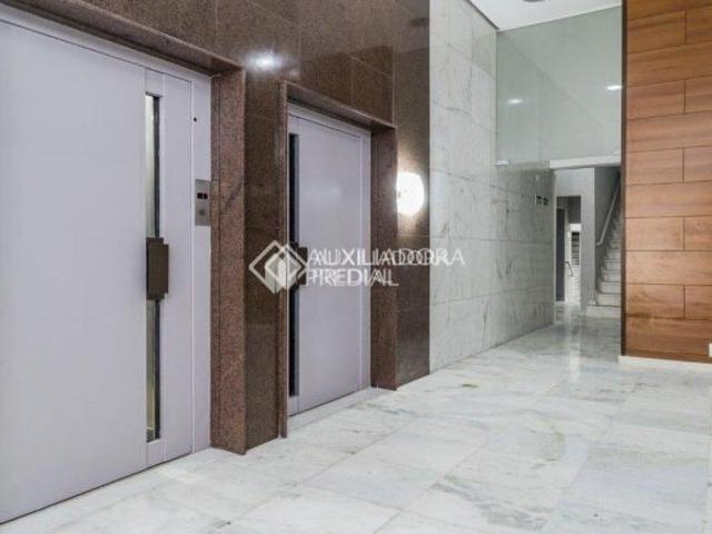 Loft amplo próximo da Santa Casa, UFRGS, Centro Administrativo