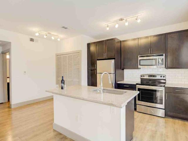 Loft and Row 1 Bedroom Apartment for Rent at 2110 N Peak St, Dallas, TX 75204
