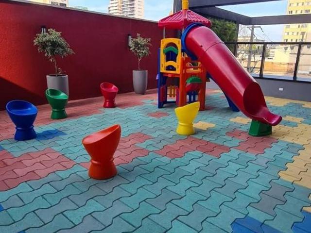 Loft Central em Condomínio Clube