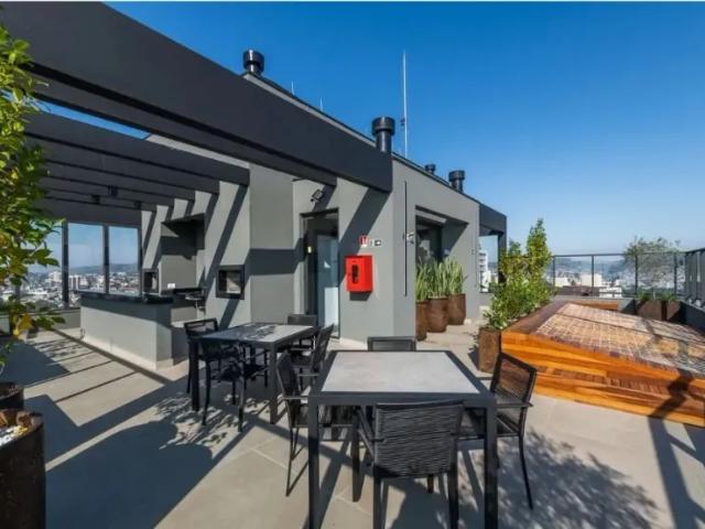 Loft com 1 dormitório para alugar, 31 m² por R$ 4.683,79/mês Petrópolis Porto Alegre/RS