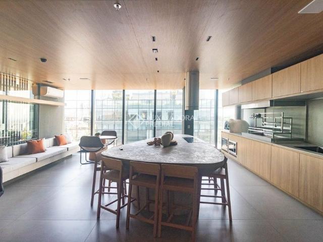 Loft com 1 quarto e 28m² para alugar em Auxiliadora, Porto Alegre