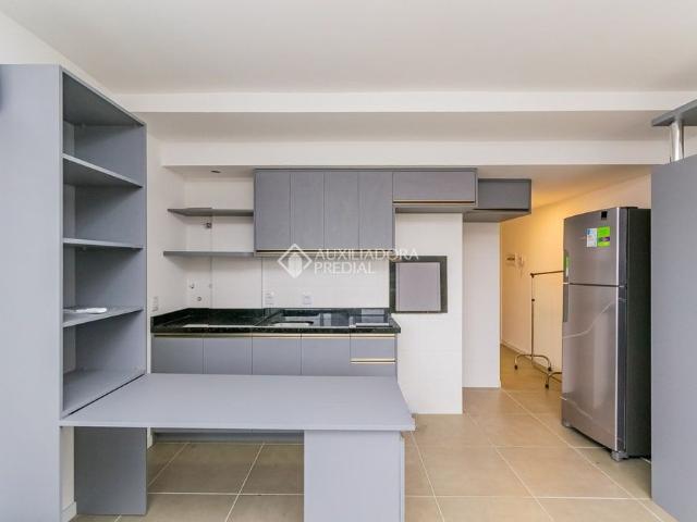 Loft com 1 quarto e 28m² para alugar em Jardim Botânico, Porto Alegre