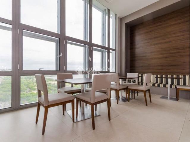 Loft com 1 quarto e 46m² para alugar em Praia de Belas, Porto Alegre