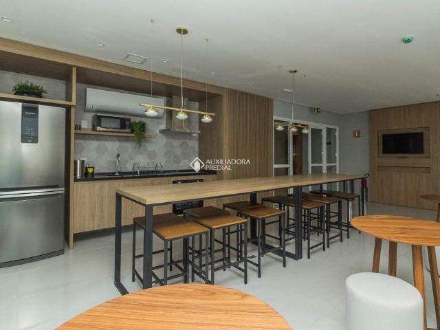 Loft com 1 quarto e 40m² para alugar em Partenon, Porto Alegre