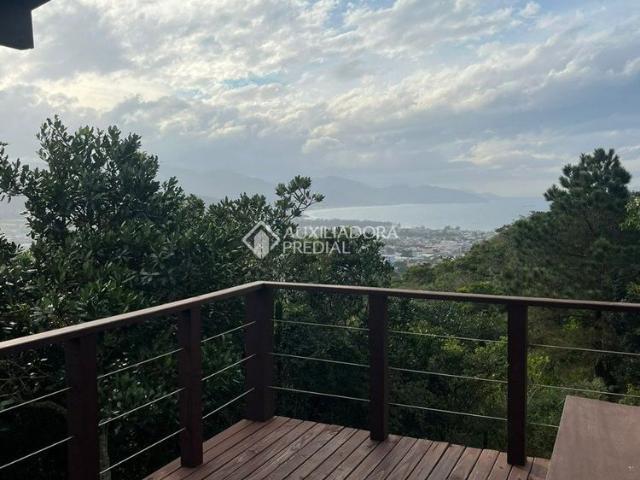 Loft com 1 quarto e 90m² para alugar em Silveira, Garopaba