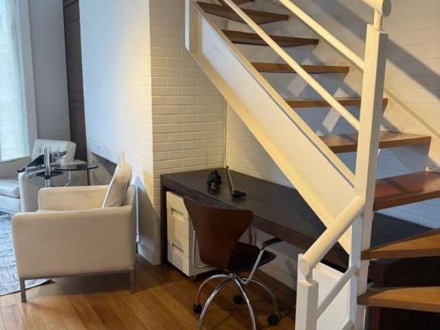Loft duplex 82m², 1 dormitório, 2 vagas Moinhos de Vento