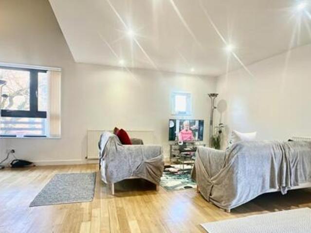 Loft Duplex Apartment Vittoria Street, Birmingham, 2 Bedroom Apartment
