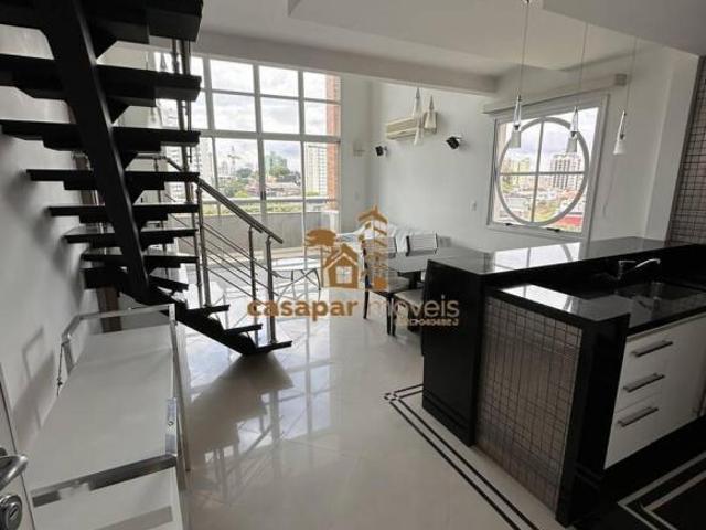 Loft Duplex com 75m², Vista para o Ceret e Shopping Analia Franco