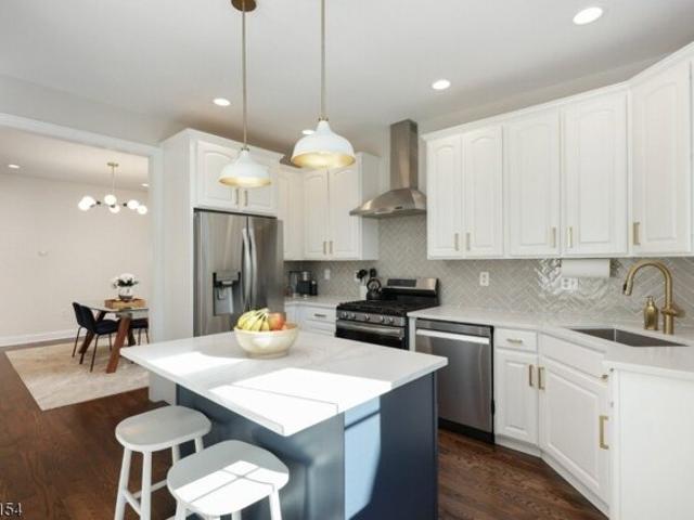 Loft Dr, Bridgewater Twp, Condo For Sale