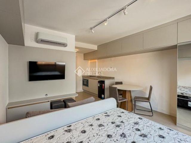 Loft Lucas By Yoo Mont Serrat