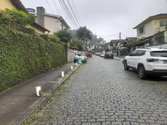 Loft para Locação em Petrópolis/RJ Valparaíso 1 Quartos