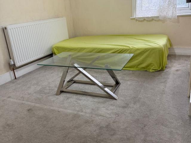 Loft room for single female in a shared family house Ilford