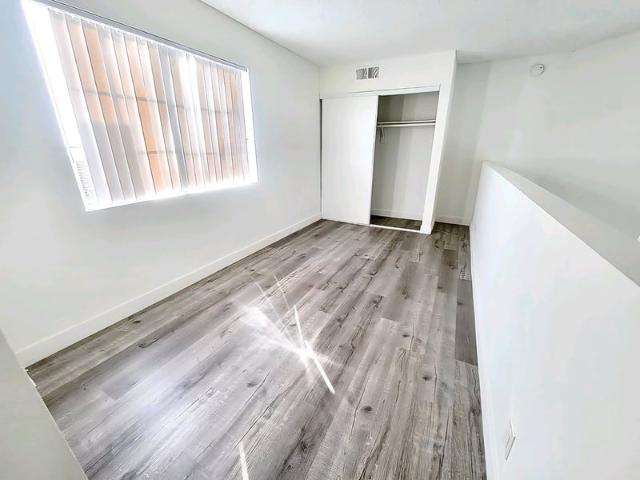 Loft room weekly rental
