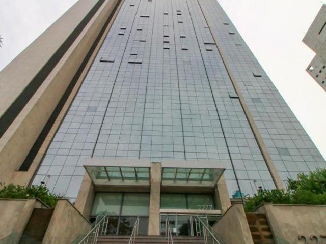 Loft semimobiliado com vaga no Trend City Center Praia de Belas