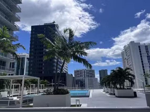 Loft 2 bedrooms in Brickell Avenue