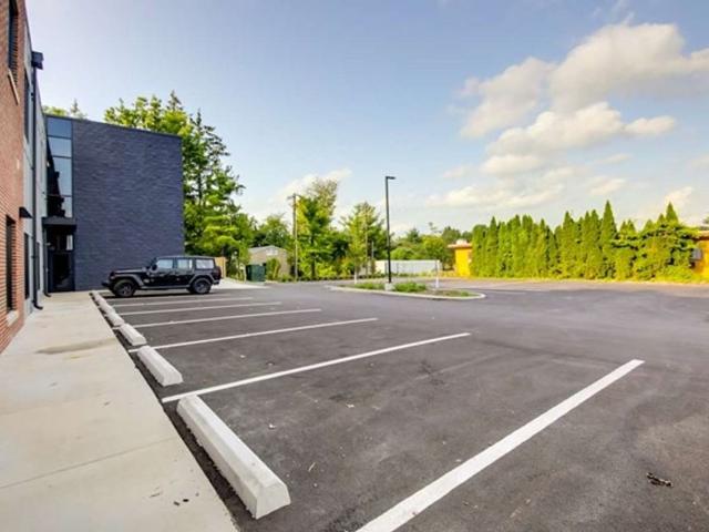 Lofton Studio Apartment for Rent at 2611 E 3rd St, Bloomington, IN 47401 Green Acres