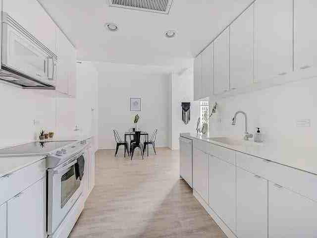 Lofts at 629 1 Bedroom Apartment for Rent at 629 Euclid Ave, Cleveland, OH 44114 Downtown Cleveland