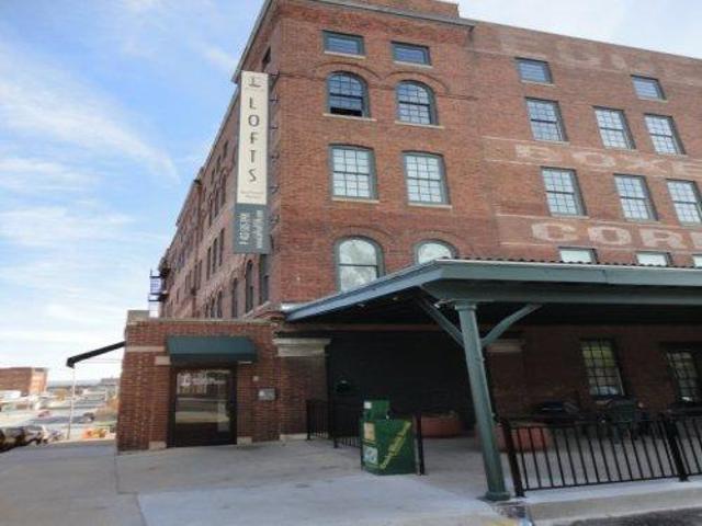 Lofts at 15th Wonderful 2 bedroom, 1 bath apartment home with sqft