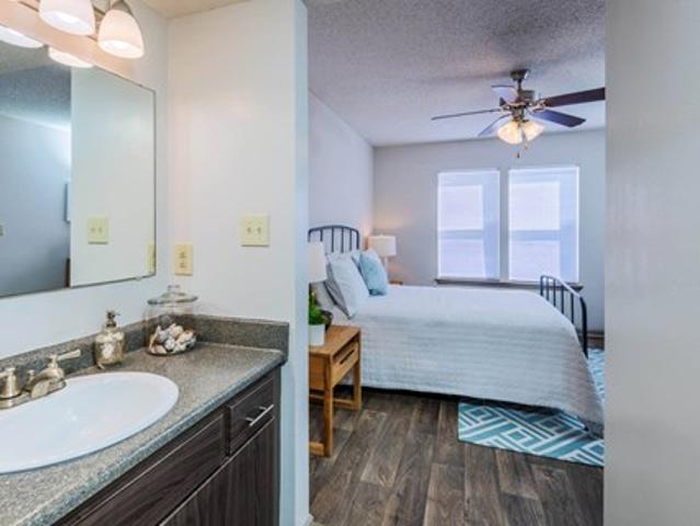 Lofts of Wilmington A1R Dogwood II Renovated