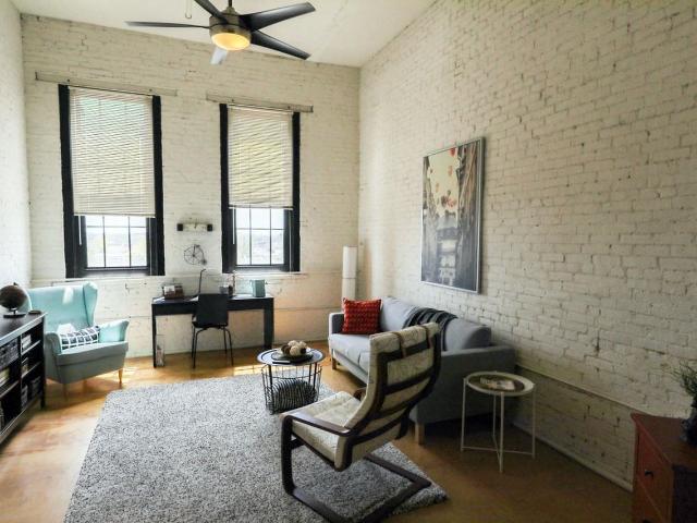 Lofts of Broadway 1 Bedroom Apartment for Rent at 419 Finzer St, Louisville, KY 40203 Smoketown