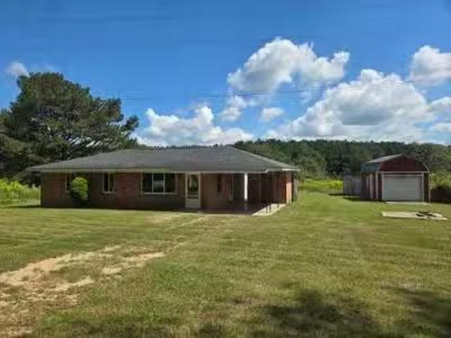 Log Cabin Rd
