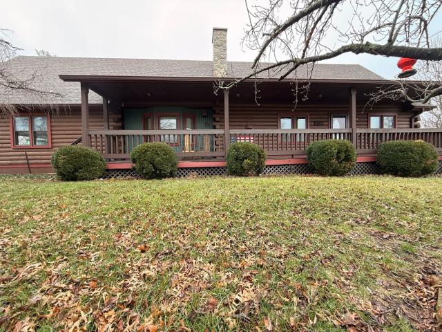 LOG HOME IN SIMPSONVILLE, KY