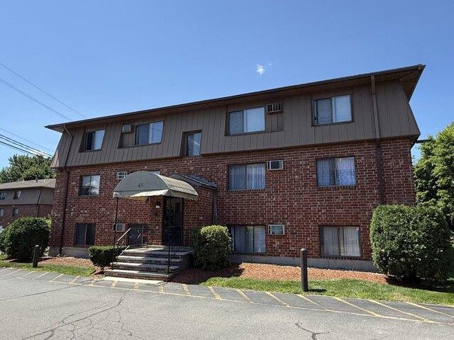 Log St Apt H, Manchester, Condo For Sale