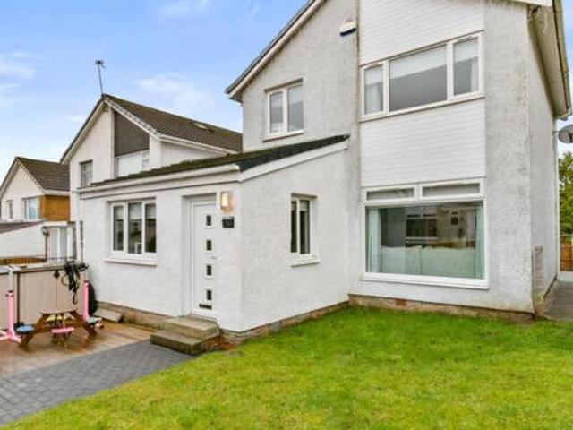 Logan Avenue, Newton Mearns, 4 Bedroom Detached