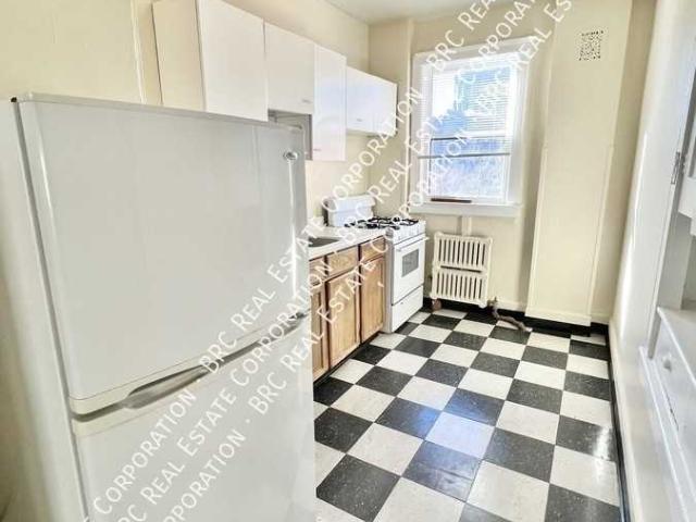 Logan Court Apartments Studio Apartment for Rent at 1461 N Logan St, Denver, CO 80203 Capitol Hill