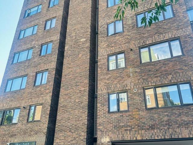 Logan Place, London W8 2 bed penthouse to rent £4,500 pcm £1,038 pw