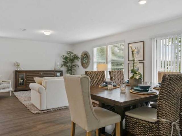 Loggia Pointe 4 Bedroom Apartment for Rent at 3931 Hemlock St, Jacksonville, FL 32218 Forest Trails