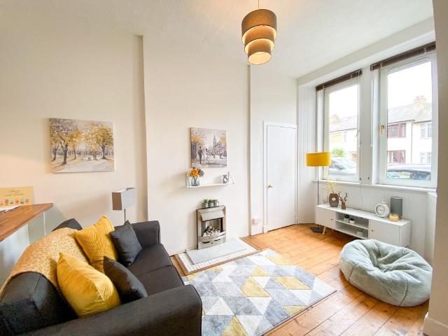 Logie Green Road, Broughton, Edinburgh EH7, 1 bed flat to rent, £985 pcm | PrimeLocation