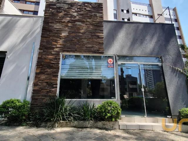 Loja no Água Verde de 110 m²