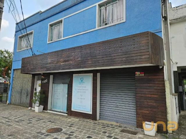 Loja no Água Verde de 65 m²