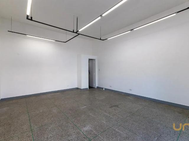 Loja no Boqueirão de 28.6 m²